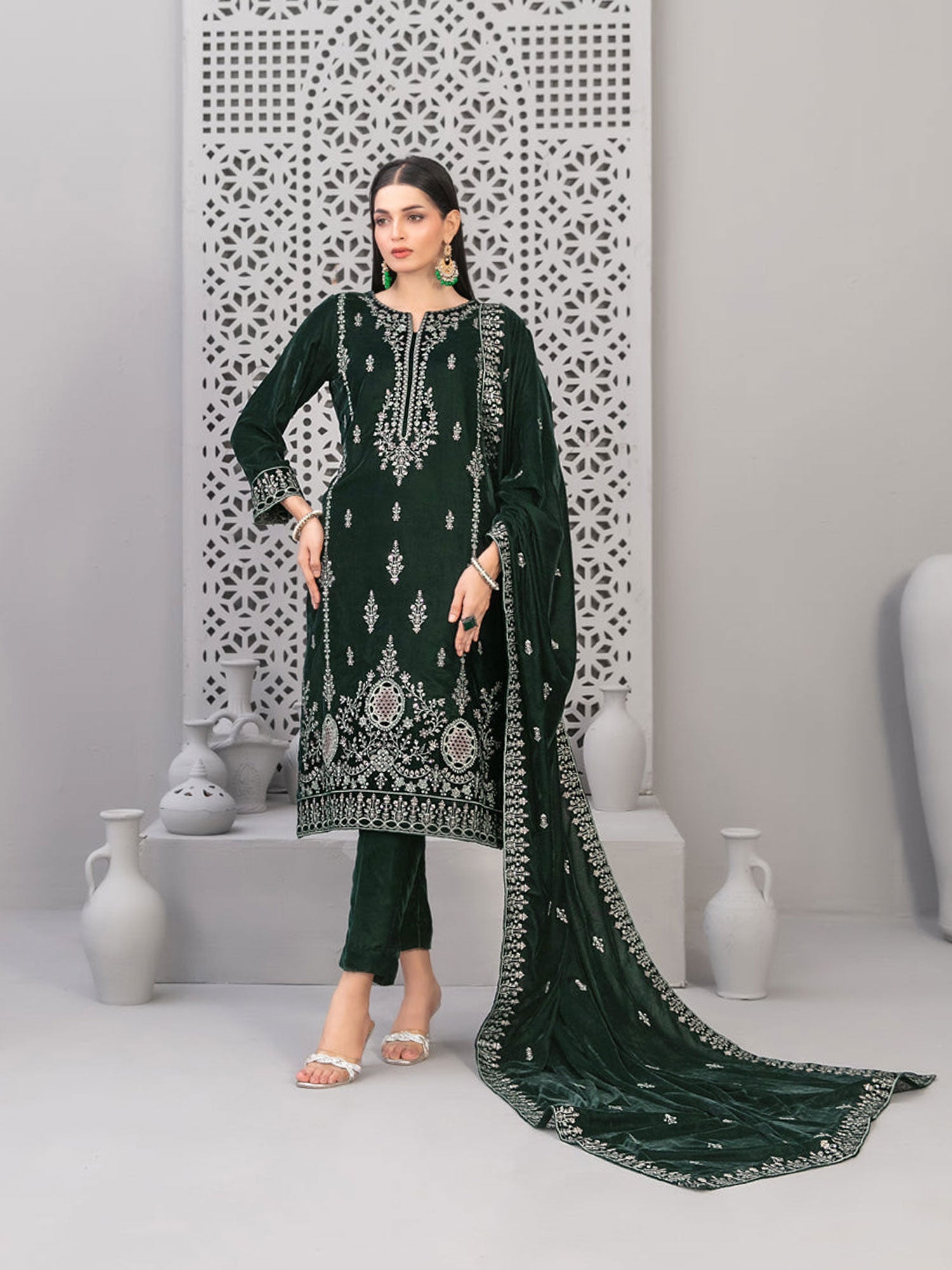 Tawakkal "Velvora" Luxury Velvet 3-Piece Suit (D4924) - Green – MOMINA ...